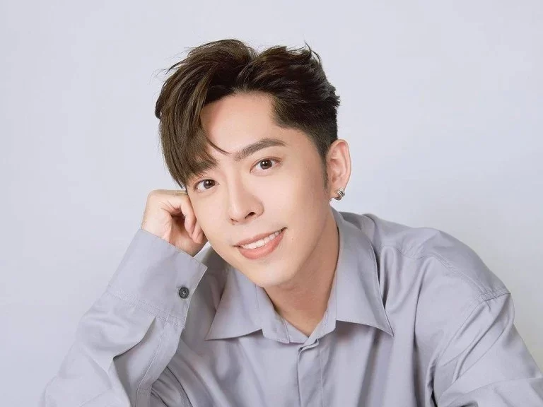 Mirror's Edan Lui Confirms He's Pursuing Malaysian Actress Lin Min Chen ...